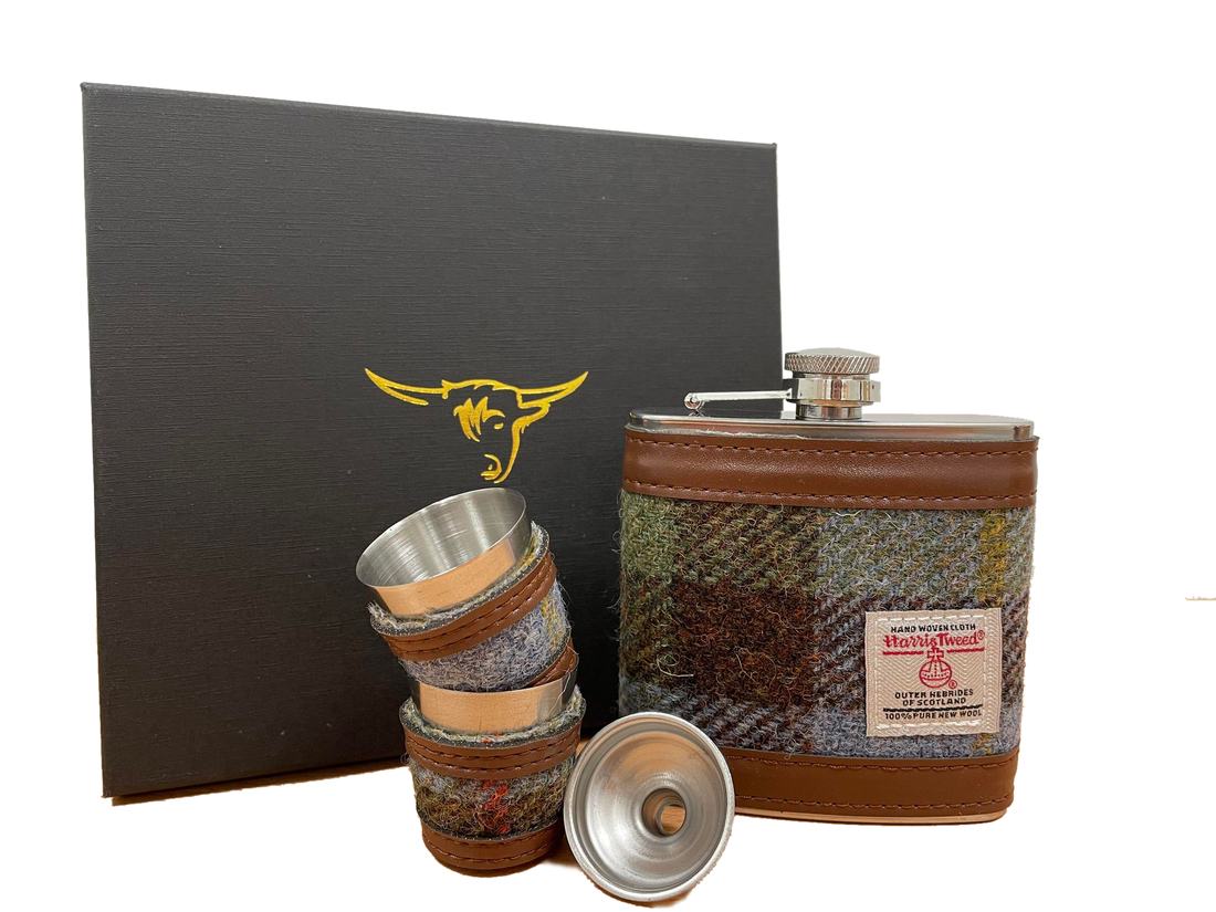 Glen Appin of Scotland Harris Tweed Hip Flask Set – Scottish Field Shop